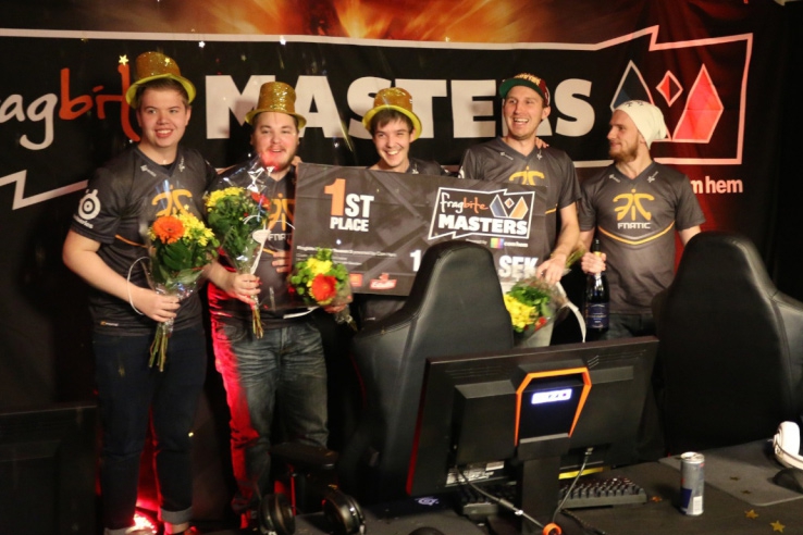 Na`Vi и HellRaisers пробились на LAN финалы Fragbite Masters Season 4 - Gameinside.ua