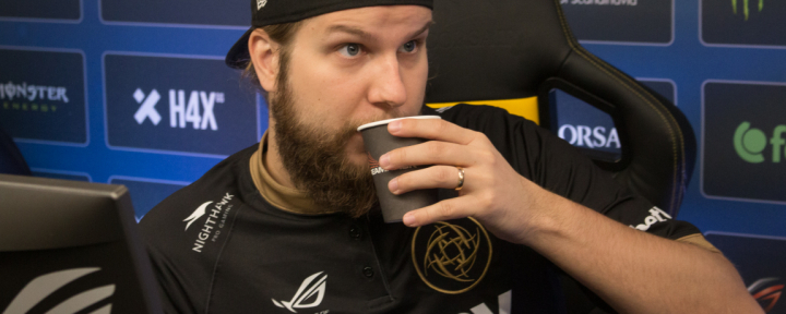 f0rest planterar egen skog — tar hjälp av fansen | Counter-Strike ...